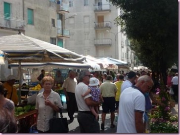vorreiessereunanuvola: Diario di Viaggio in Puglia: al mercato di Ostuni